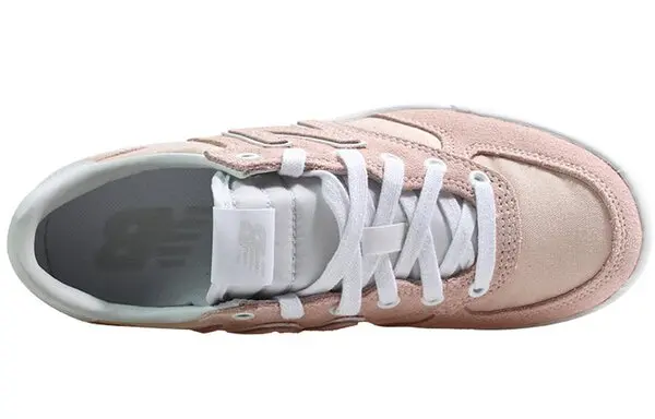 NEW BALANCE Lace-up Sneakers
