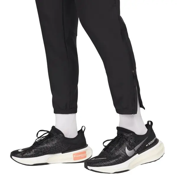 Nike Dri-fit Challenger Woven Pants
