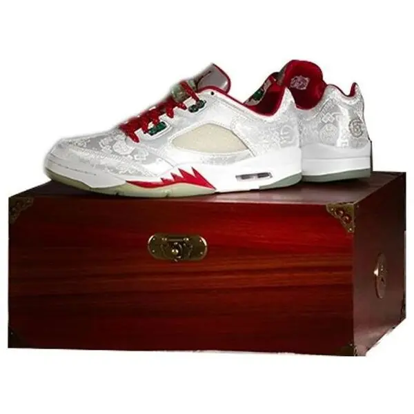 JORDAN Low X Clot "white Silk - White/classic Jade-fire Red-metallic Silver