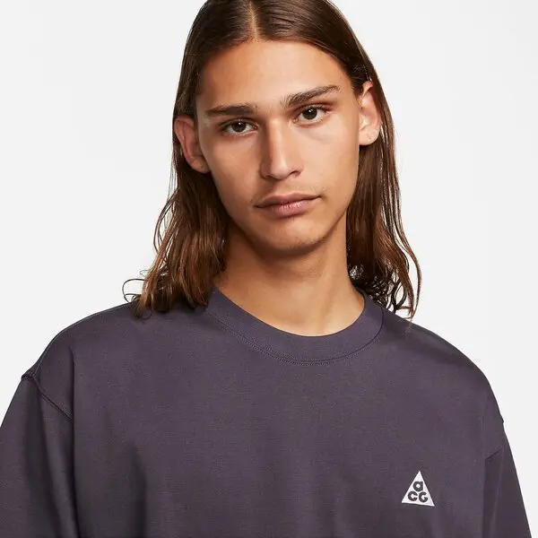 Nike Logo T-shirt - Gridiron