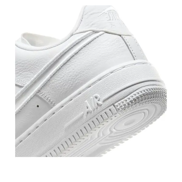 Nike Force 1 Low Top Sneakers