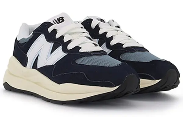 NEW BALANCE 57/40 Low Top Sneakers - Blue