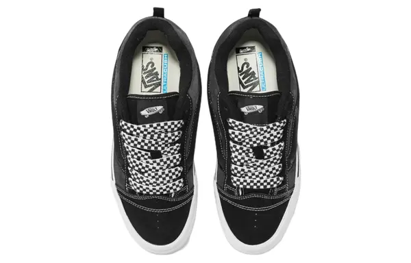 VANS Knu Skool Low Top Sneakers