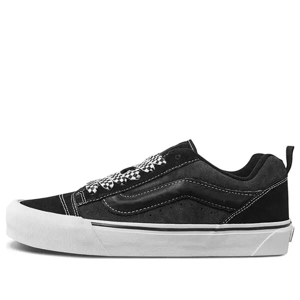 VANS Knu Skool Low Top Sneakers - Black/white