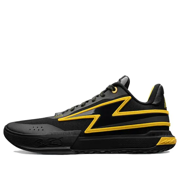 LI-NING Athletic Sneakers With Lightning Detail - Black/yellow