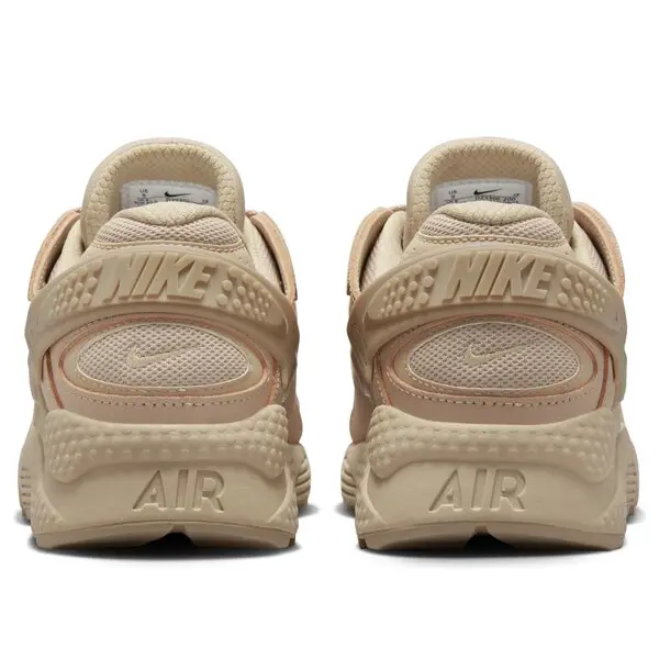 Nike Huarache Runner Sneakers - Beige