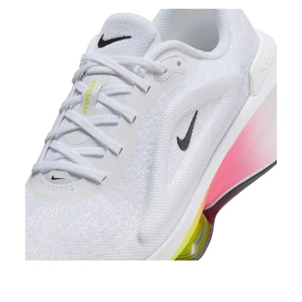 Nike Versair "white Cyber Volt" Sneakers - White/cyber/volt
