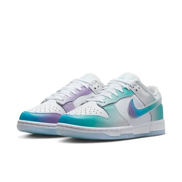 Nike Dunk Low "unlock Your Space" Sneakers