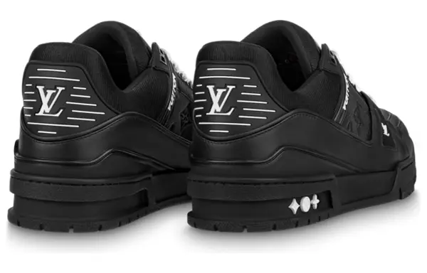 LOUIS VUITTON Embossed Monogram Trainer Sneakers - Black/white