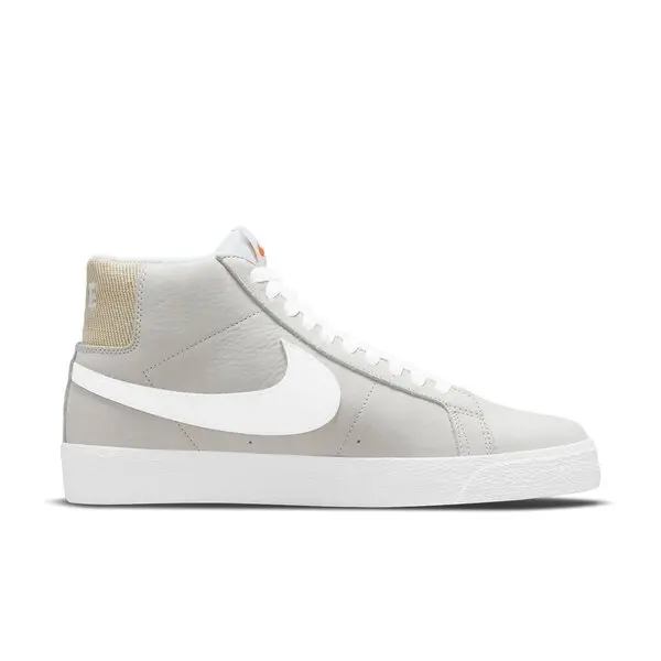 Nike Blazer Mid Iso Sb "unbleached" Sneakers - White
