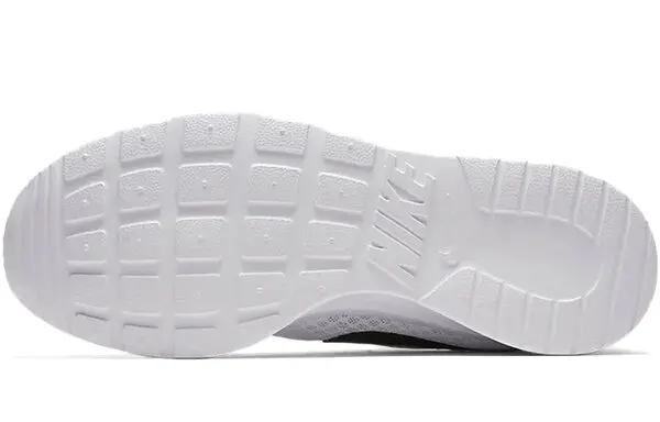 Nike Tanjun Sneakers - White/black