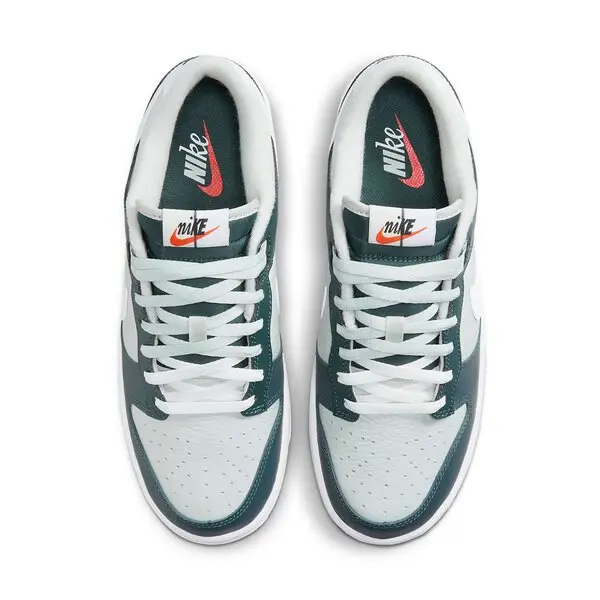 Nike Dunk Low Remix Sneakers - White/green