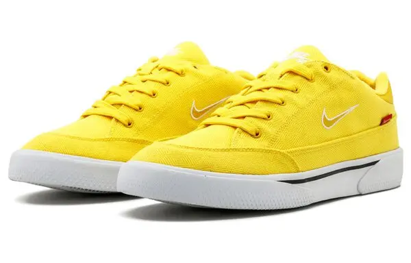 Nike X Supreme Sb Gts Qs 'varsity Maize