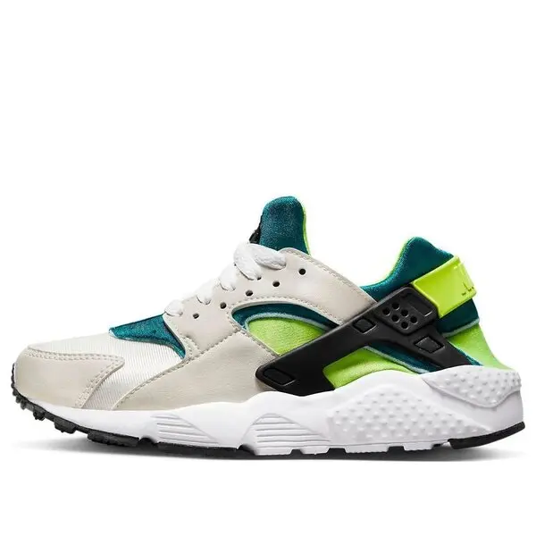 Nike Huarache Run Low Top Sneakers