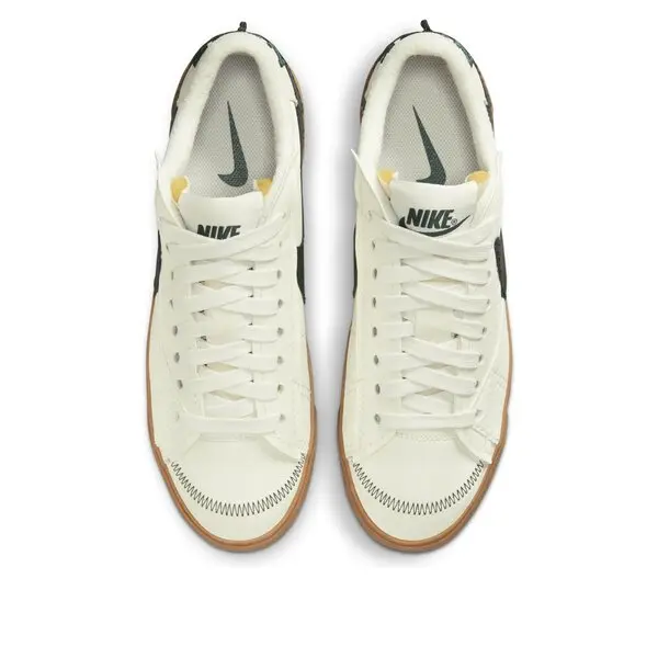 Nike Blazer Low '77 Jumbo "sail Pro Green Gum" Sneakers - White/green