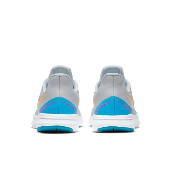 Nike In-season Tr 8 Athletic Sneakers - Grey