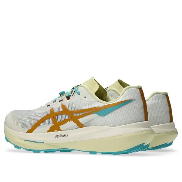 Asics Fuji Speed 4 Sneakers - Cream/sandstorm