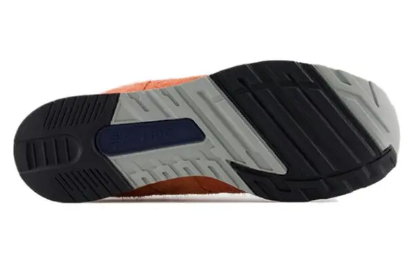 NEW BALANCE 1500 Made In Uk Sneakers - Orange/black