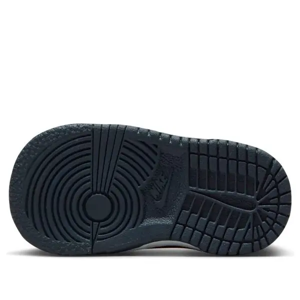 Nike Dunk Low Se "copper Swoosh" Casual Sneakers