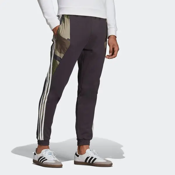 Adidas Originals Logo Camouflage Joggers - Multi-color