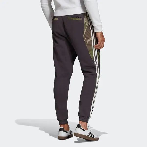Adidas Originals Logo Camouflage Joggers - Multi-color