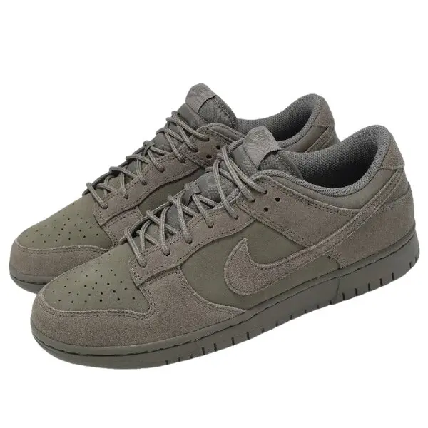 Nike Dunk Low Se Suede Sneakers - Cave Stone