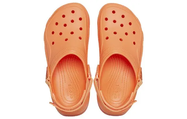 CROCS Hiker Xscape Clogs