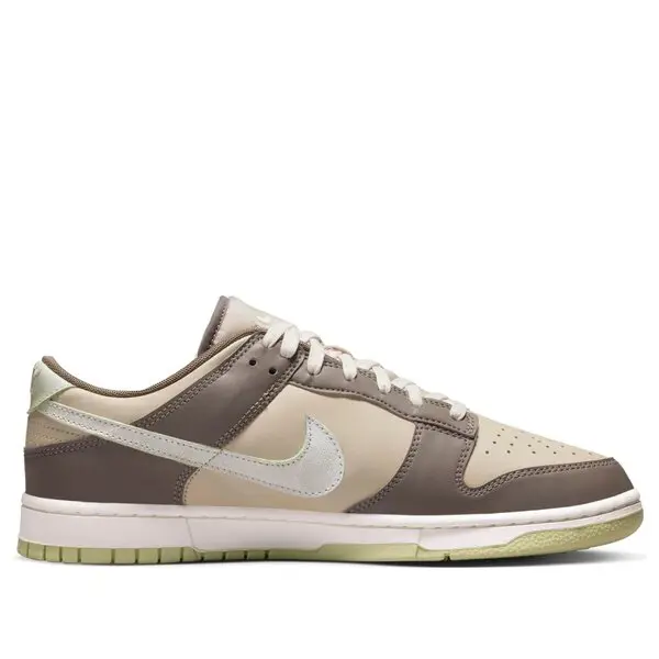 Nike Dunk Low "velcro Tongue Milk Tea" Sneakers - Brown