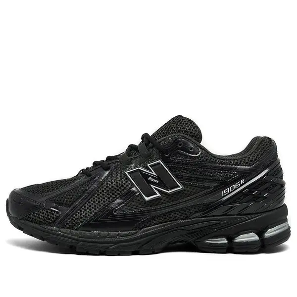 NEW BALANCE 1906r Sneakers - Black