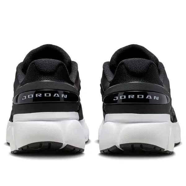 JORDAN Air Trunner Flow Sneakers - Black/anthracite/white
