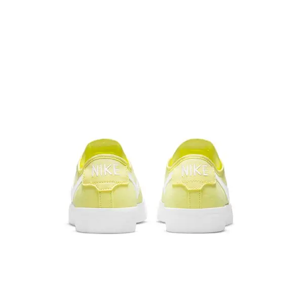 Nike Blazer Court Sb Sneakers - Yellow/white