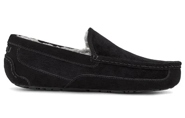 UGG Ascot Corduroy Ii Slipper
