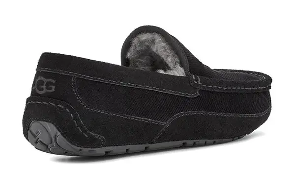 UGG Ascot Corduroy Ii Slipper