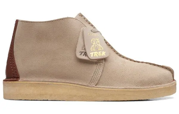 Clarks Desert Trek Hi Ankle Shoes - Beige/brown
