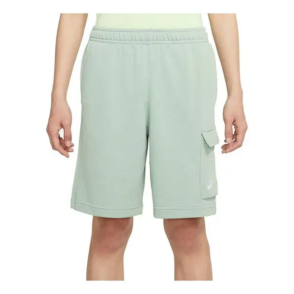 Nike Club Cargo Shorts With Large Pockets - Green