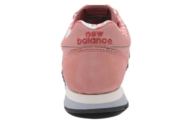 NEW BALANCE 520 Series Low Top Sneakers - Pink