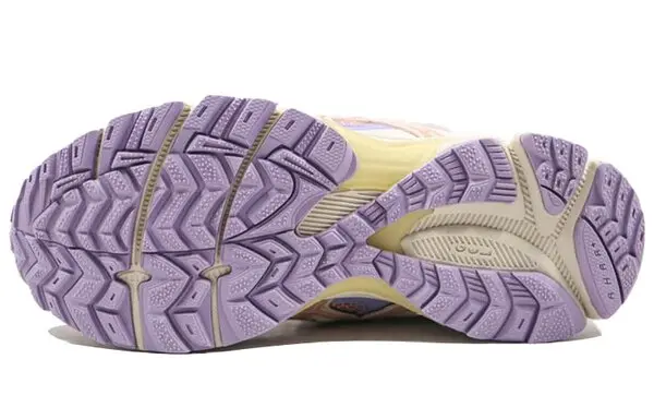 Asics Gel-kahana 8 Low Top Sneakers - Pink