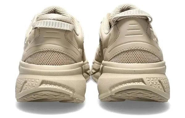 Hoka One One Clifton L Sneakers - Brown