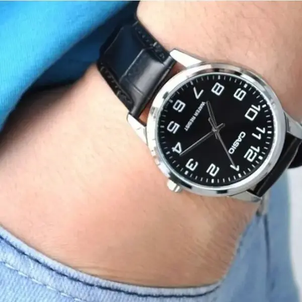 Casio Quartz Analog Leather Strap Watch