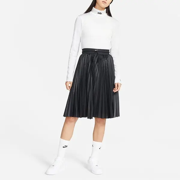 Nike Pleated Skirt