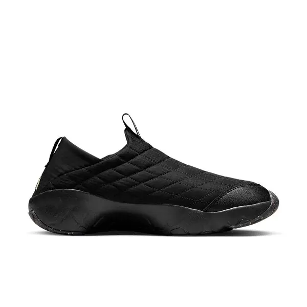 Nike Moc Sneakers - Black
