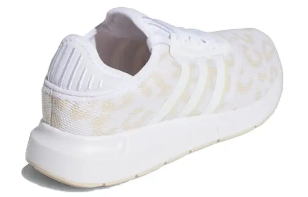Adidas Swift Run X "leopard Halo Ivory" Sneakers - White/yellow