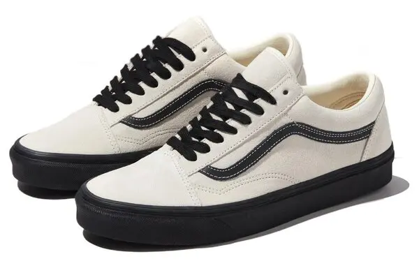 VANS Authentic Low Top Sneakers - White/black