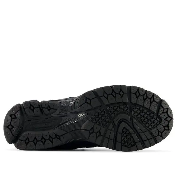 NEW BALANCE 1906u Sneakers - Navy/black
