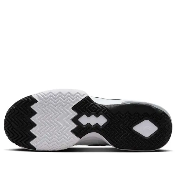 Nike Max Impact 4 Sneakers - White/black