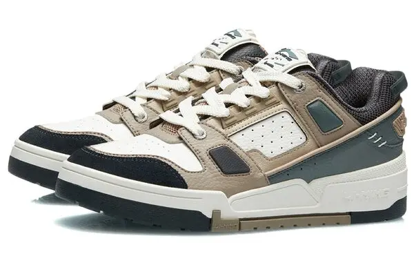LI-NING Low-top Sneakers