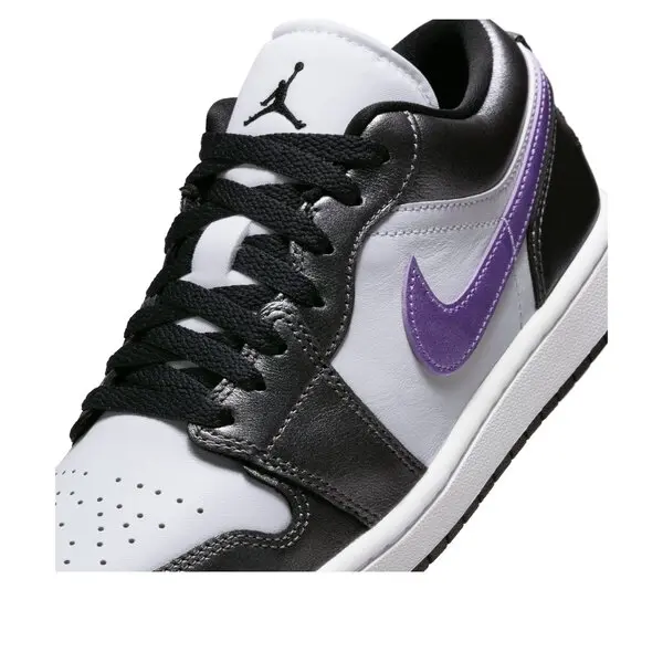 JORDAN 1 Low Se Sneakers