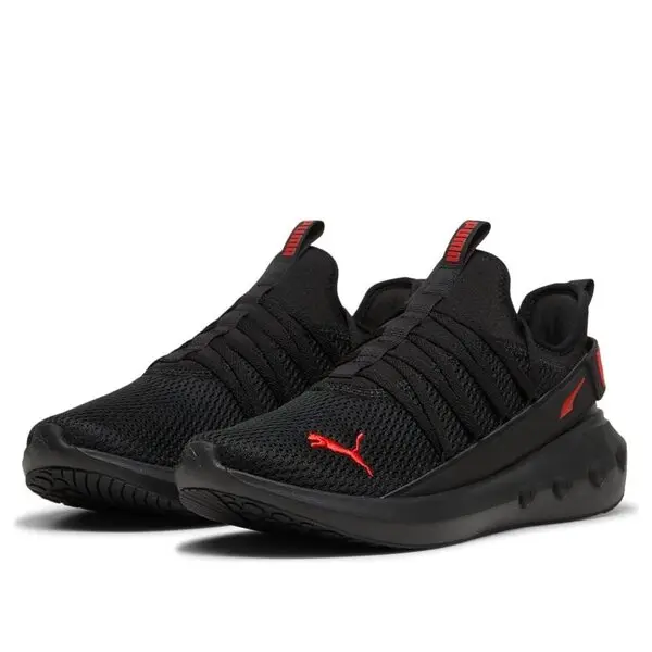 PUMA Softride Carson Fresh Sneakers - Black/red