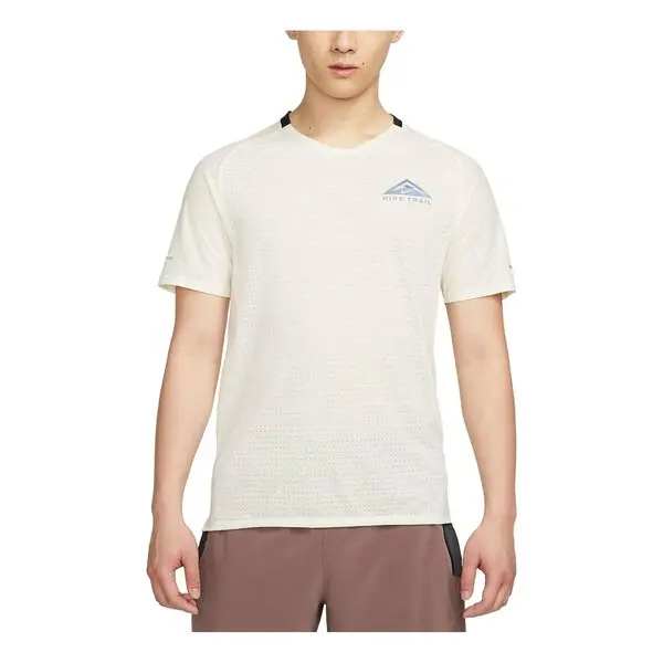 Nike Dri-fit Trail Solar Chase Short Sleeve Running T-shirt - Cocnut Milk