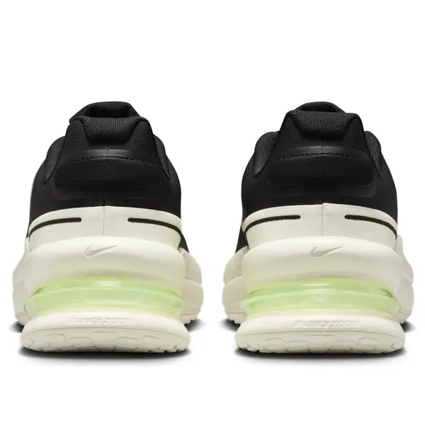 Nike Zoom Upturn Sc Sneakers - Black/sail/volt Tint
